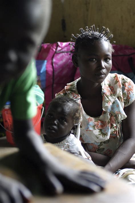 Former Sudanese Refugees Return Home A Woman And Her Famil Flickr