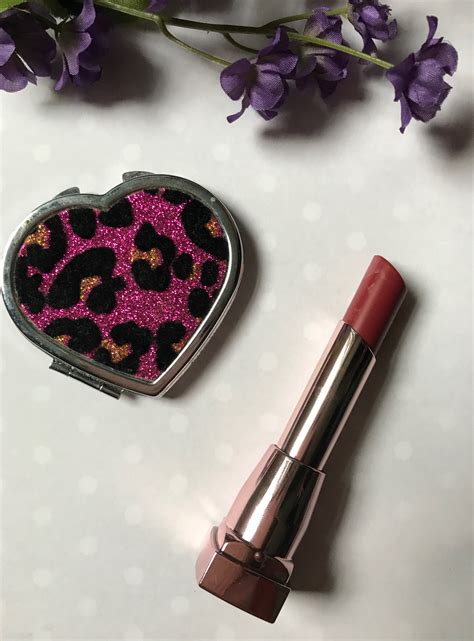 New Maybelline Color Sensational Shine Compulsion Lipstick With Oil