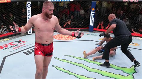 UFC Fight Night Results Highlights Jan Blachowicz Wins After Aleksandar Rakic Suffers Injury