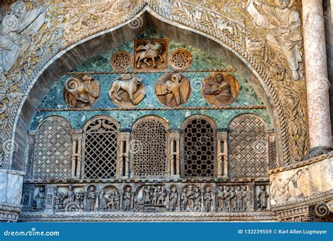 Venecia Bas Lica San Marco Mosaico Imagen De Archivo Editorial