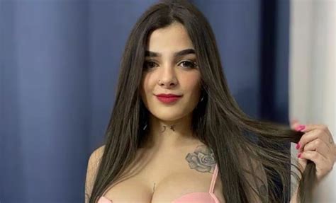 Karely Ruiz Y La Polémica Por Tener Relaciones Sin Protección Con Un Fan