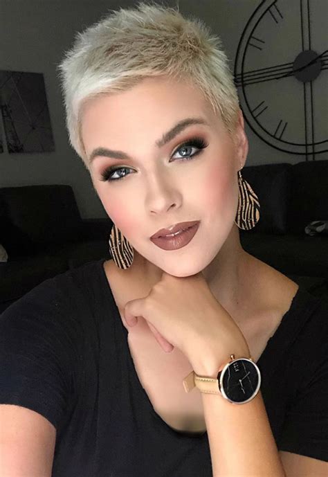 30 Chic Short Pixie Haircuts Ideas For Woman 2019