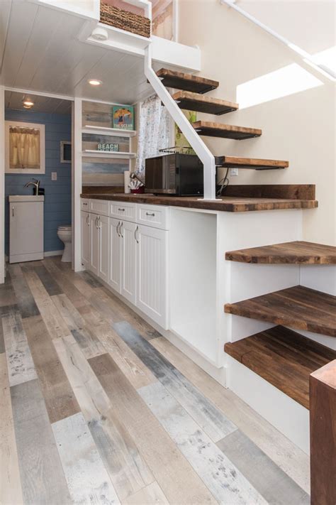 The Ultimate Guide To The Best Tiny House Flooring The Tiny Life