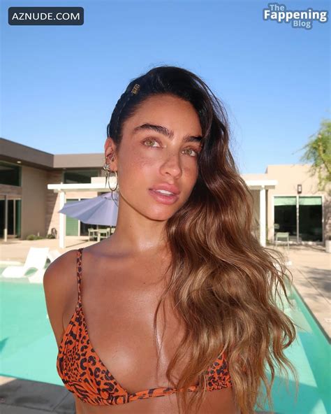 Sommer Ray Sexy Poolside Photoshoot Aznude Sommer Ray Sexy Poolside Photoshoot Aznude