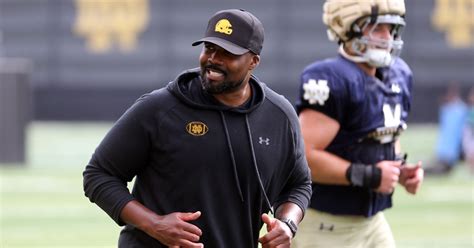 Notre Dame Football Assistant Named Head Coaching Candidate