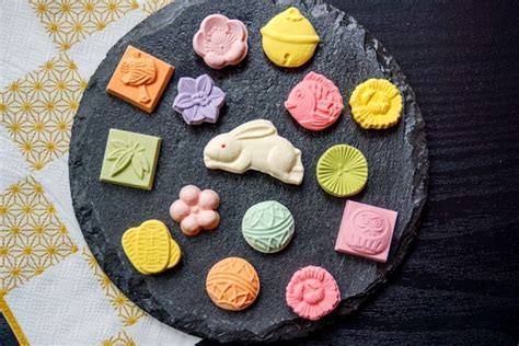 美味しさと伝統の融合！和菓子の種類一覧・分類をご紹介 益民山月庵｜大阪・かりんとう饅頭が人気の和菓子屋