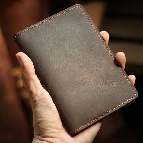 Casual Brown Leather Mens Bifold Passport Holder Travel Billfold Walle