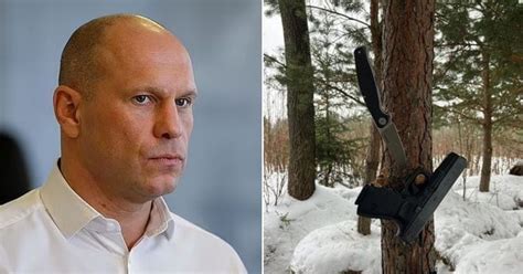 흰 눈밭 위 선명한 혈흔 우크라 러 망명 반역자 암살 현장 공개