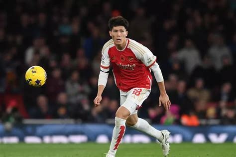 Arsenal Make Takehiro Tomiyasu Contract Decision Amid Bayern Munich