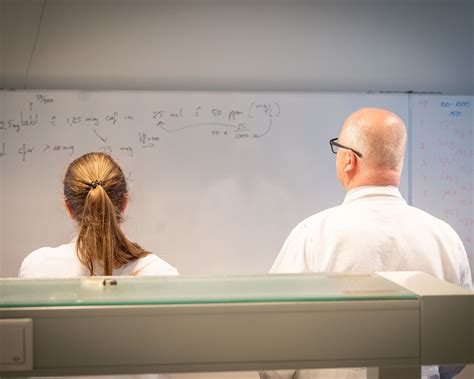 Leraar Scheikunde Deeltijd Tilburg Fontys