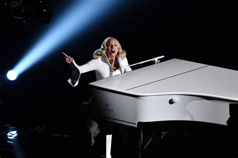 Watch Lady Gagas 2016 Oscar Performance Of Til It Happens To You