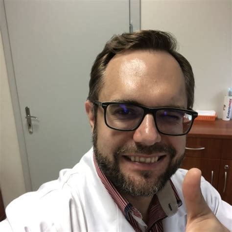 Paweł Iwanicki Gastrolog Omni Clinic Wrocław