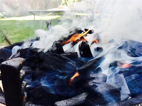 How To Keep Your Charcoal Grill Hot 7 Easy Steps