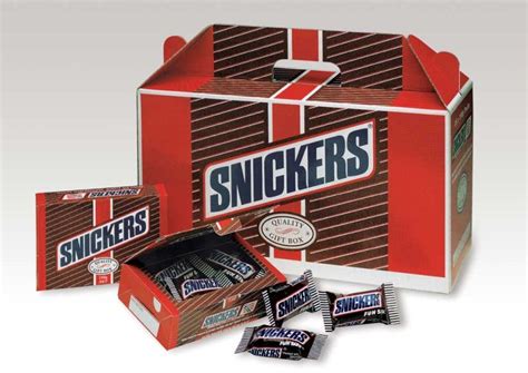 Graphic Design Ballarat Snickers T Box And Carry Box Packaging Logo