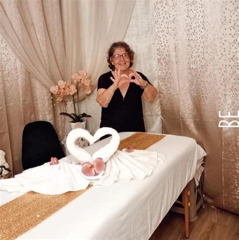 המטה נדב פופלוול נחטף מקיבוץ נירים יחד עם אימו חנה פרי שניהם נאסרו במנהרות ביחד וחנה שוחררה