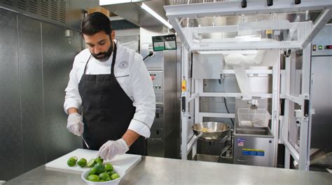 Cook Smarter Not Harder With Kitchen Assistant Robots Awe Robotics