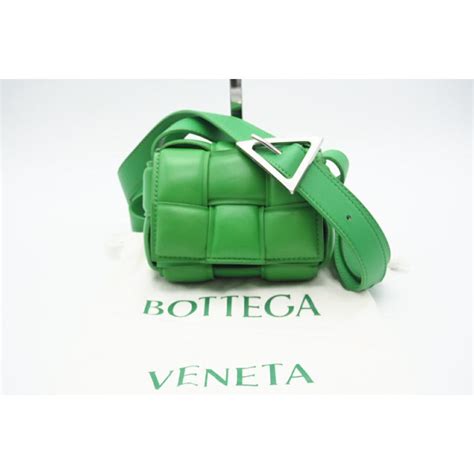 安心の3大保証 Abランク ≪bottega Veneta ボッテガ ヴェネタショルダーバッグ≫ 716648 パデットカセット レザー