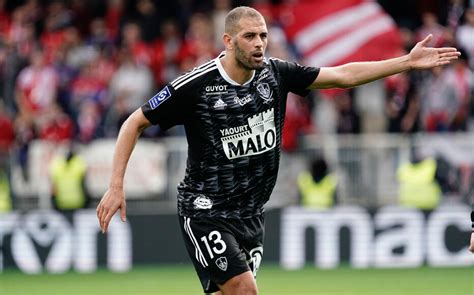 Ligue 1 Sale Arabe Sale Blédard Islam Slimani Accuse