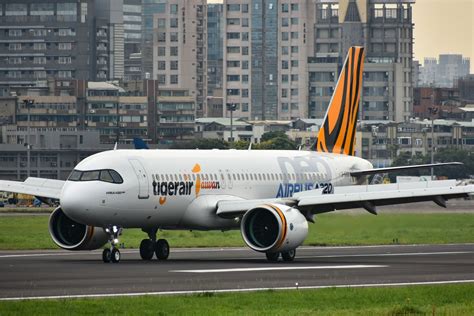 Taiwan Airlines Opens Direct Flight To Phu Quoc Vietnamvn