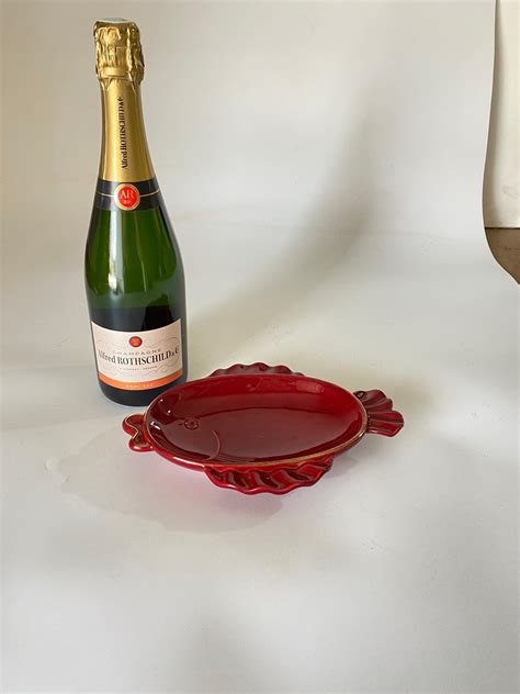Ceramic Dish Ashtray Or Centrepiece In Ceramic Art Deco Red Color For