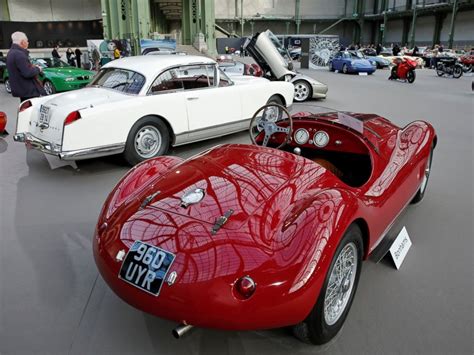 Classic Car Collectors Meet In France For Retromobile Week Abc News