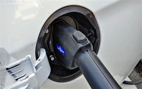 불편했던 전기차 충전 Qr코드로 간편하게 결제 끝 내 손안에 서울 서울이야기 시민소통 정보소통광장