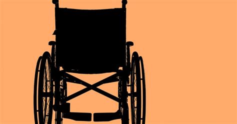 ‘맨 뒷줄 왼쪽 끝휠체어석 문화시설마다 이래요