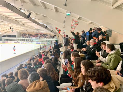 Sortie Match De Hockey Pour Les Eleves Internes Lycee Armand David