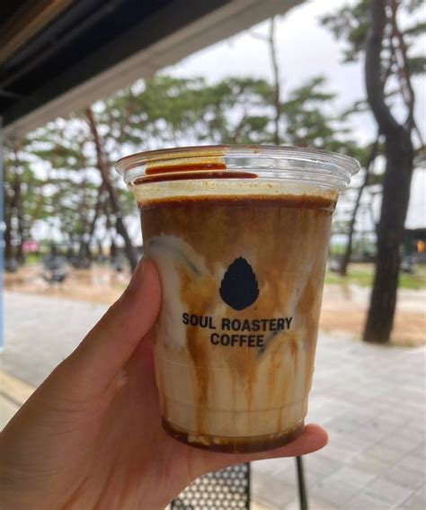 춘천 대형카페 옥수수커피 우거진 소나무숲 소울로스터리 네이버 블로그