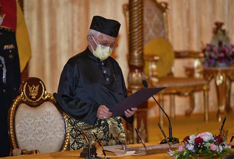 Taib Mahmud Sworn In As Sarawak Governor For Third Term Malaysianow