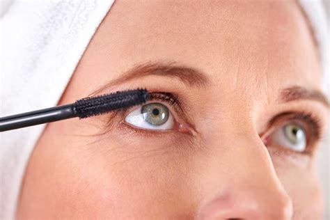 Eye Makeup Over 40 Makeup Tips To Know Age 40 Readers Digest