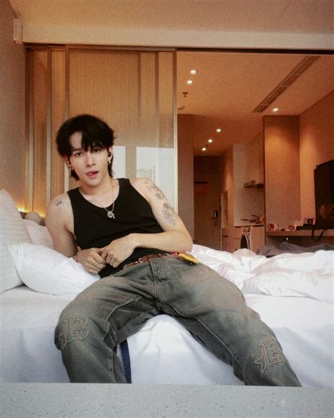 Pin Von Dalilah Auf Samuel Kim