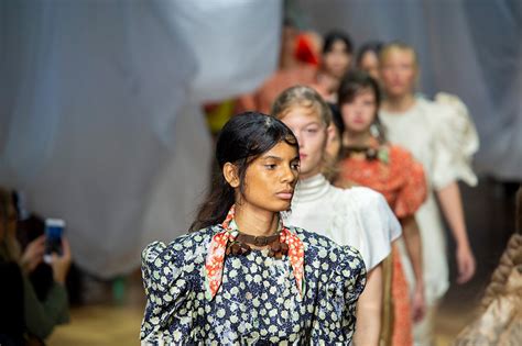 Preen Spring 2019 Runway Thefashionspot