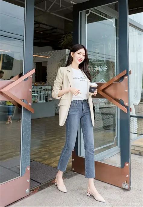 25 แฟชั่นชุดทำงาน ใส่แล้วสวย น่ารัก ไม่เชย