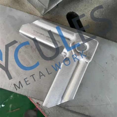 Hvac Duct Tdf Tdc Flange Angle Code Punching Machine Square Duct Corner