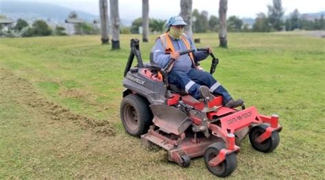 El Mantenimiento De Más De 500 Parques Empezó En La Parroquia Jipijapa