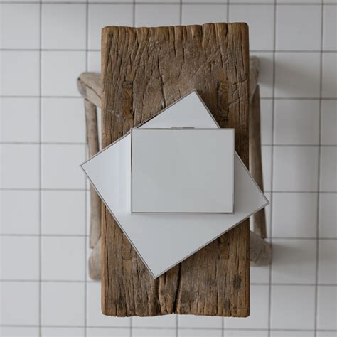 Seint Palette Credit Illuminate Beauty