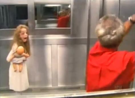 Brazilian Tv Show Pulls Awesome Elevator Prank Video