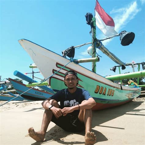 Review Lokasi Dan Tiket Pantai Banyu Anjlok Malang Pariwisataku
