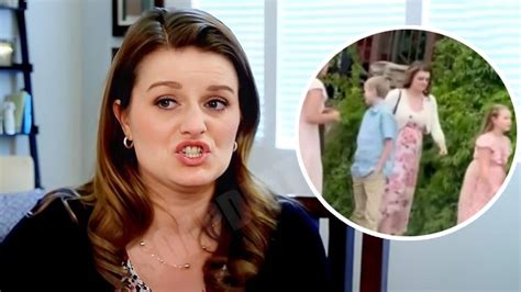 Sister Wives Robyn Blames Lavish Spending On Her Lanky Legs Daily News
