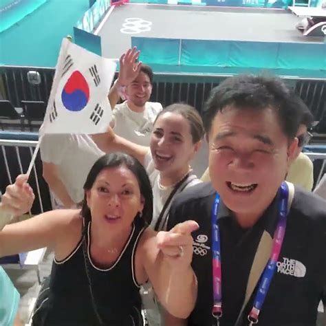 이기고 나오는데ᆢ장우진~~~함ㄲㅔ 외쳐요 Youtube 이기고 나오는데ᆢ장우진~~~함ㄲㅔ 외쳐요 Youtube