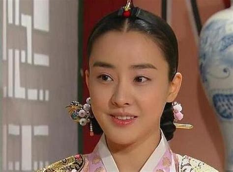 今日網傳宋慧喬和宋仲基已離婚，盤點韓國離婚的明星 每日頭條