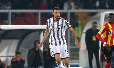 Juve Verso Il Verona Cosa Filtra Su Gatti Ilbianconero