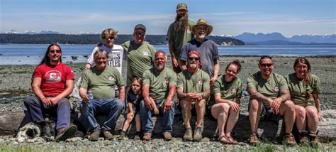 CR Shoreline Arts Chainsaw Carving Competition In Campbell River