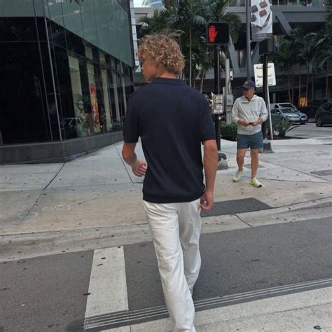 Brooks🏄🏼‍♂️🌴⚾️ Brooks Bartram Snapchat Stories Spotlight And Lenses