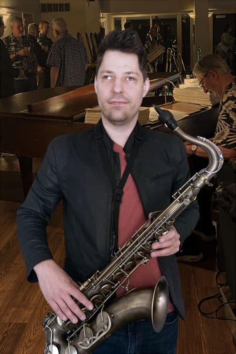 Personnel — Famous Jazz Orchestra