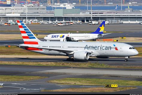 N815AA American Airlines Boeing 787 8 Dreamliner Photo By Suparat