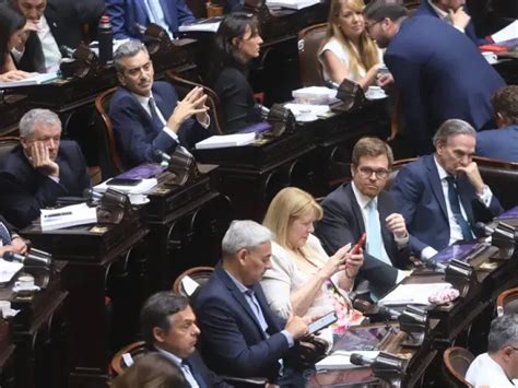 Tras Una Picante Sesión Este Jueves Sigue El Debate Por La Ley Ómnibus