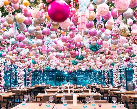 14 Bar And Grill This Rooftop Spot Has Gone All Out On Christmas