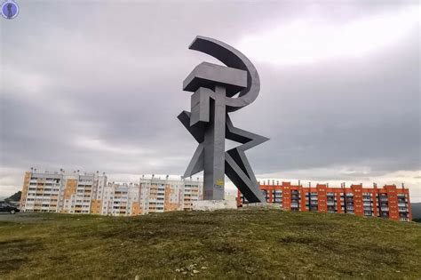 Откуда взялся мотоцикл на глубине 150 метров в заброшенной шахте на